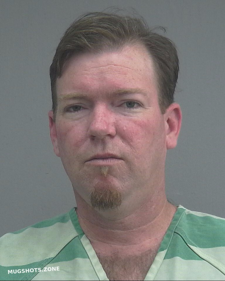 BENEFIELD JOSHUA JAMES 10/25/2021 - Alachua County Mugshots Zone