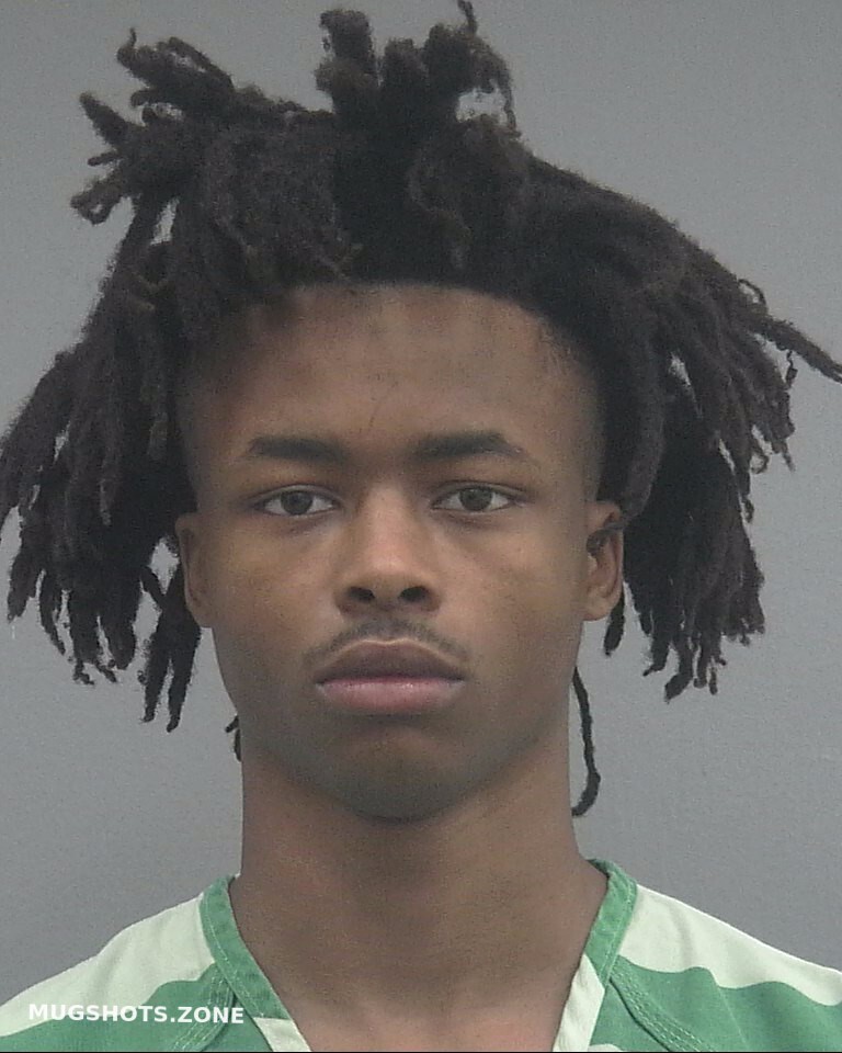 DAVIS ANTUAN BERNARD 04/22/2022 - Alachua County Mugshots Zone