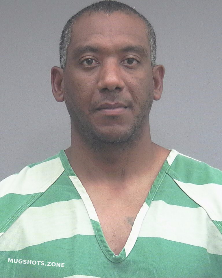 NAVARRO IBANEZ MOISES 05/03/2022 - Alachua County Mugshots Zone