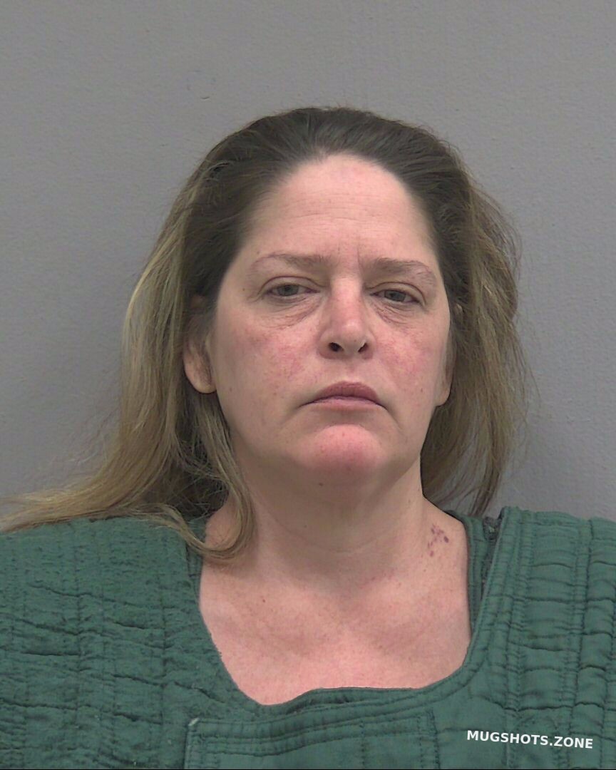 SANTOS JENNIFER DIANE 12/06/2022 - Alachua County Mugshots Zone