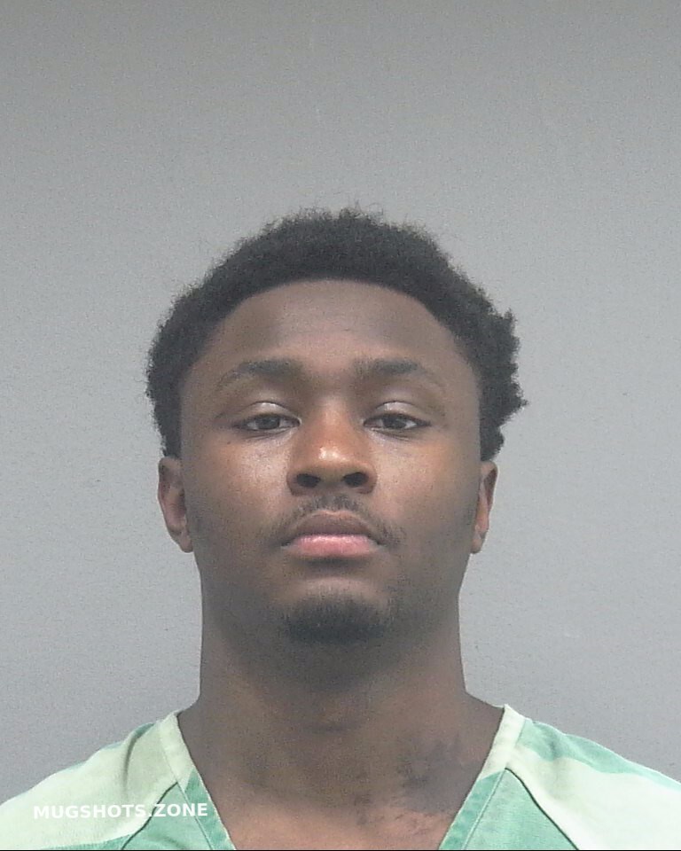 WHITE KYRE TREMAY 12/28/2024 - Alachua County Mugshots Zone