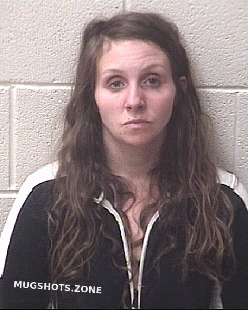 MOORE BRANDY LEE 04/13/2022 - Alexander County Mugshots Zone