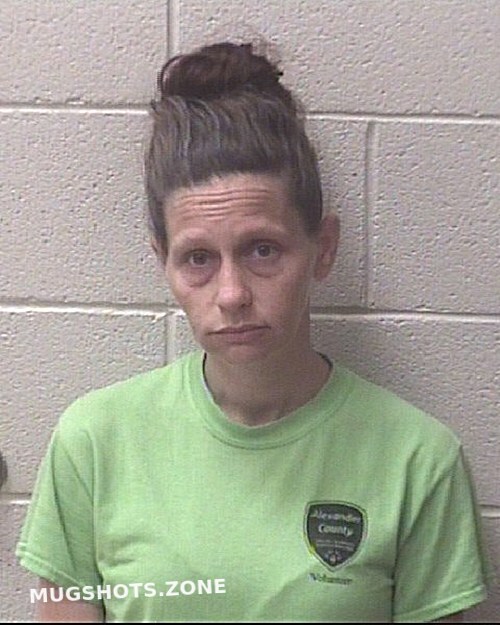SCHRAMM AMBER NICOLE 06/27/2022 - Alexander County Mugshots Zone