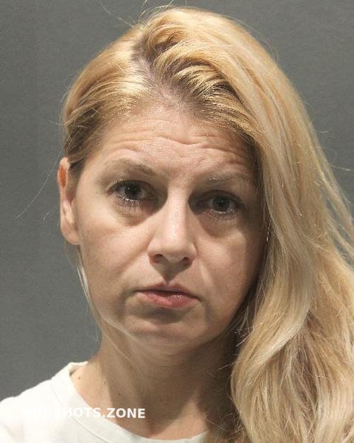 PLATT HOLLY ANN 11/03/2022 - Arlington County Mugshots Zone