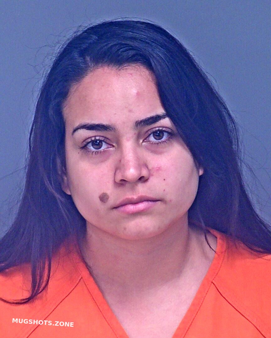 Isamar Martinez's Instagram, Twitter & Facebook on IDCrawl