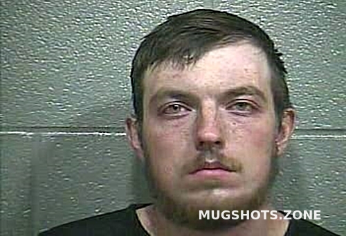 GILBERT DYLAN WADE 03/27/2022 - Barren County Mugshots Zone