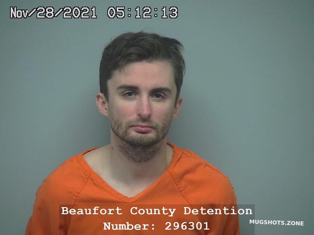 AUSTIN NEAL WILLIFORD 11/28/2021 - Beaufort County Mugshots Zone