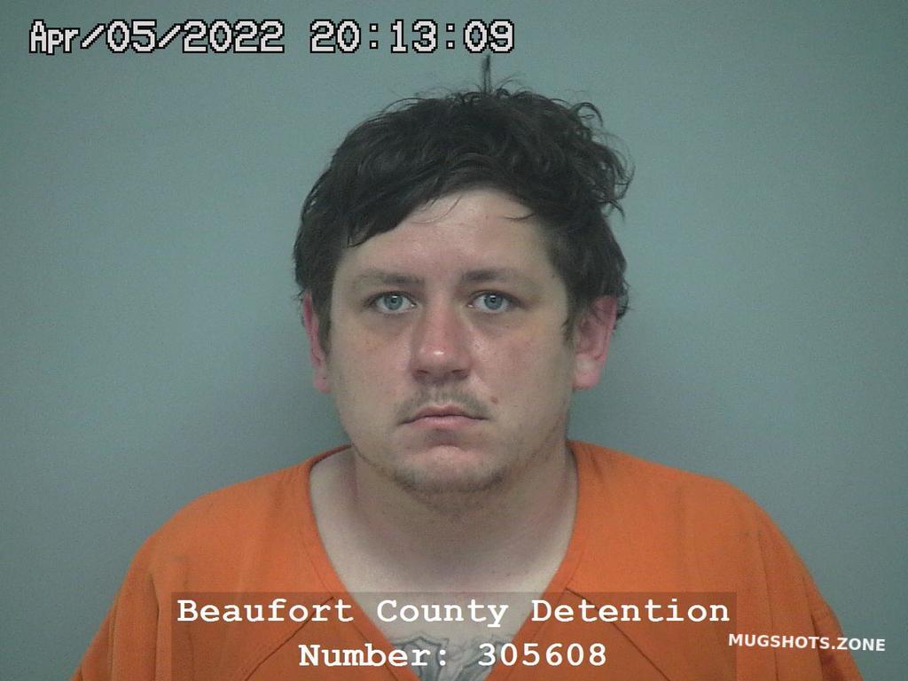 TYLER JORDAN JONATHAN HOUSTON 04/05/2022 - Beaufort County Mugshots Zone