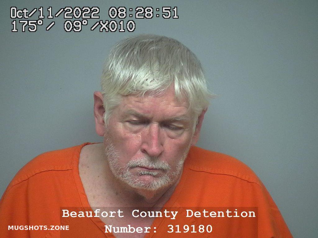 WILLIAM GEORGE PARKER 10/11/2022 - Beaufort County Mugshots Zone WILLIAM GEORGE PARKER 10/11/2022 - Beaufort County Mugshots Zone
