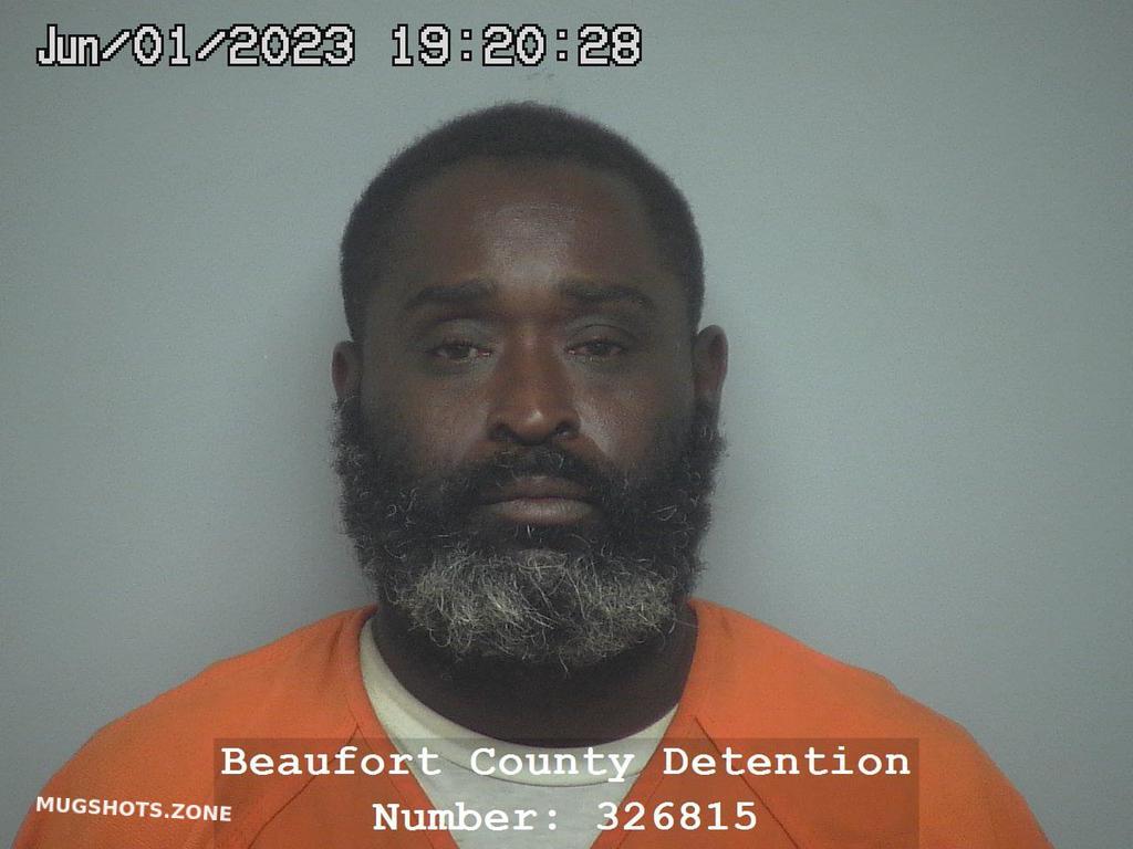 JOSHUA DAMIEN RILEY 06/01/2023 - Beaufort County Mugshots Zone
