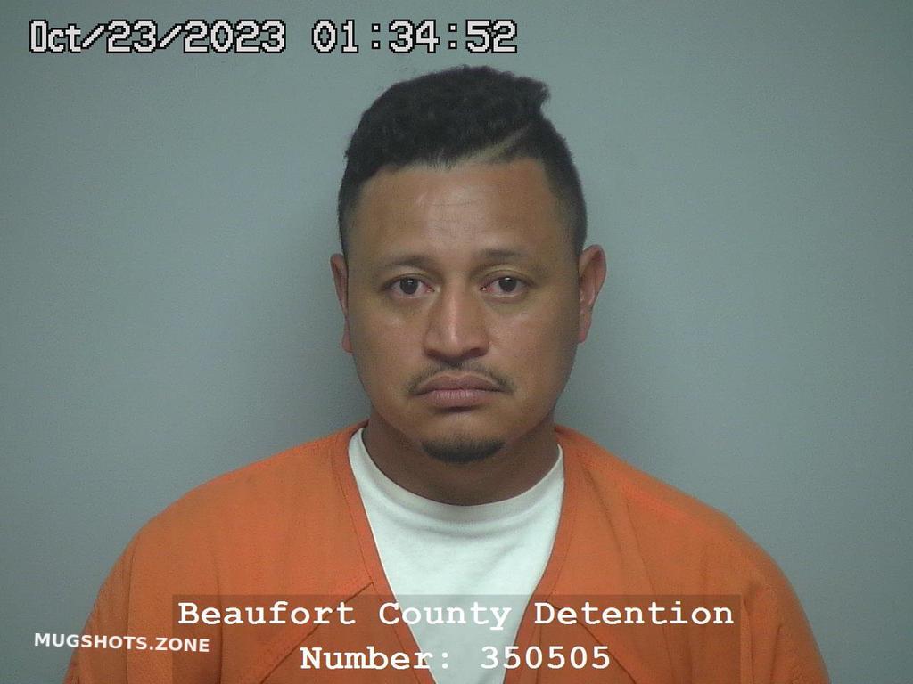 DENIS ORLANDO CRUZ CRUZ 10/23/2023 - Beaufort County Mugshots Zone