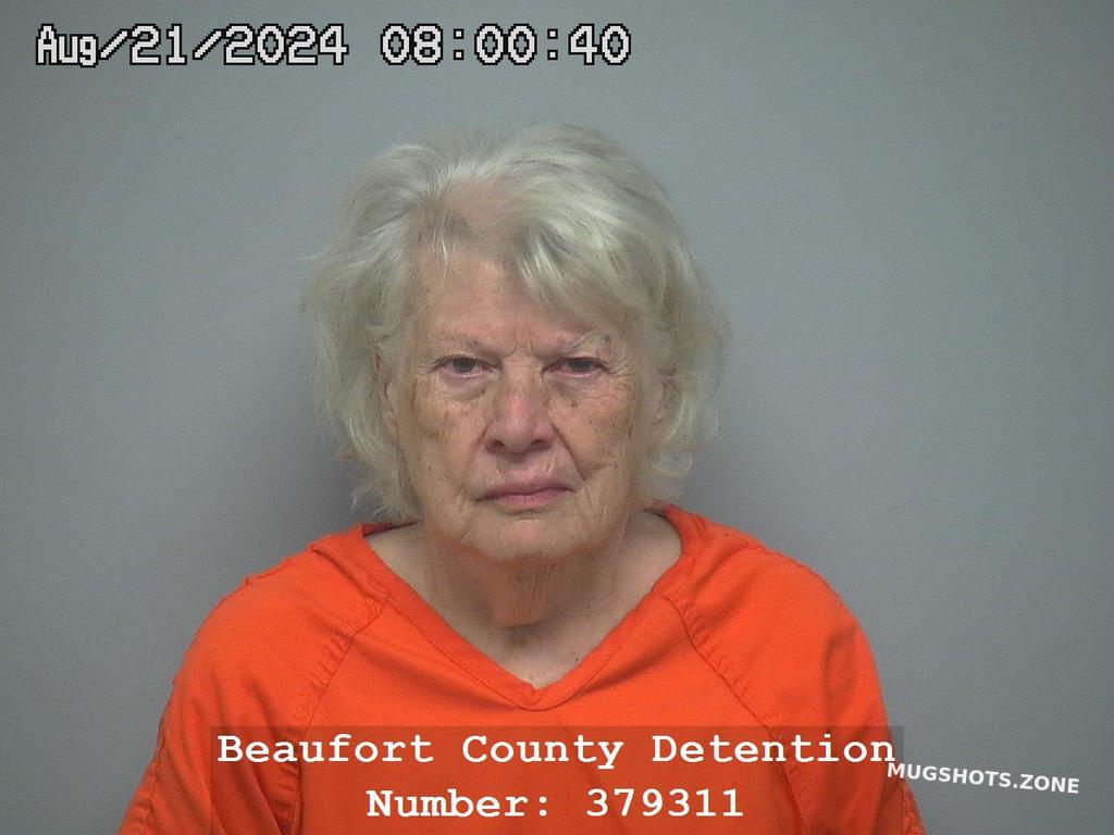 SUSAN R PORTER 08/21/2024 - Beaufort County Mugshots Zone SUSAN R PORTER 08/21/2024 - Beaufort County Mugshots Zone