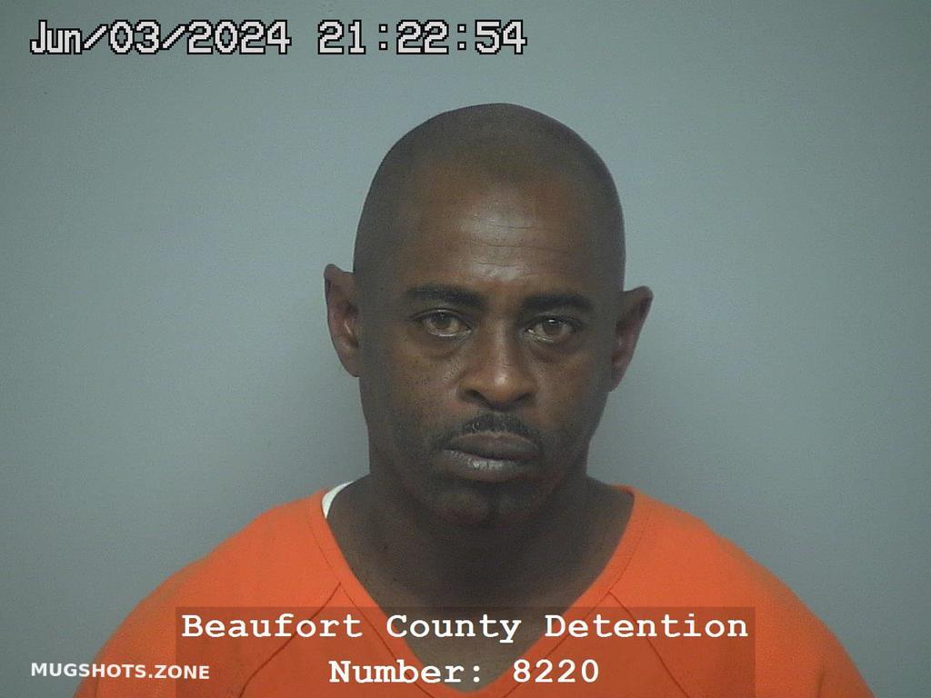 ANDRE REGGIE JOHNSON 04/16/2025 - Beaufort County Mugshots Zone