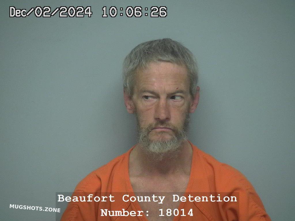 MICHAEL ANTHONY ROBERTS 04/29/2025 - Beaufort County Mugshots Zone