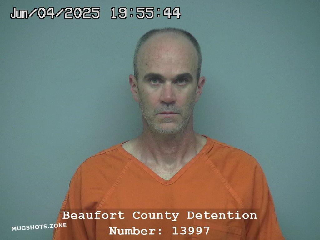 JOHN GABRIEL CLARK 06/04/2025 - Beaufort County Mugshots Zone