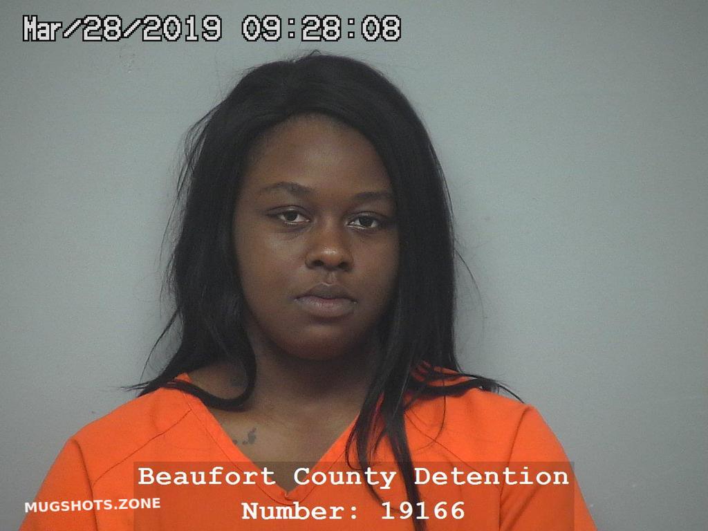 JAVONDA LASHA NELSON-BUSH 11/03/2025 - Beaufort County Mugshots Zone
