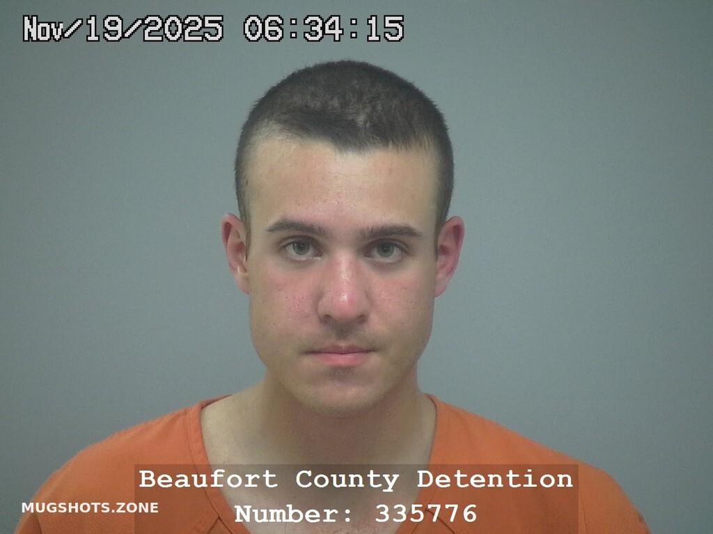 ERIC WILLIAM CARBONARO 11/19/2025 - Beaufort County Mugshots Zone