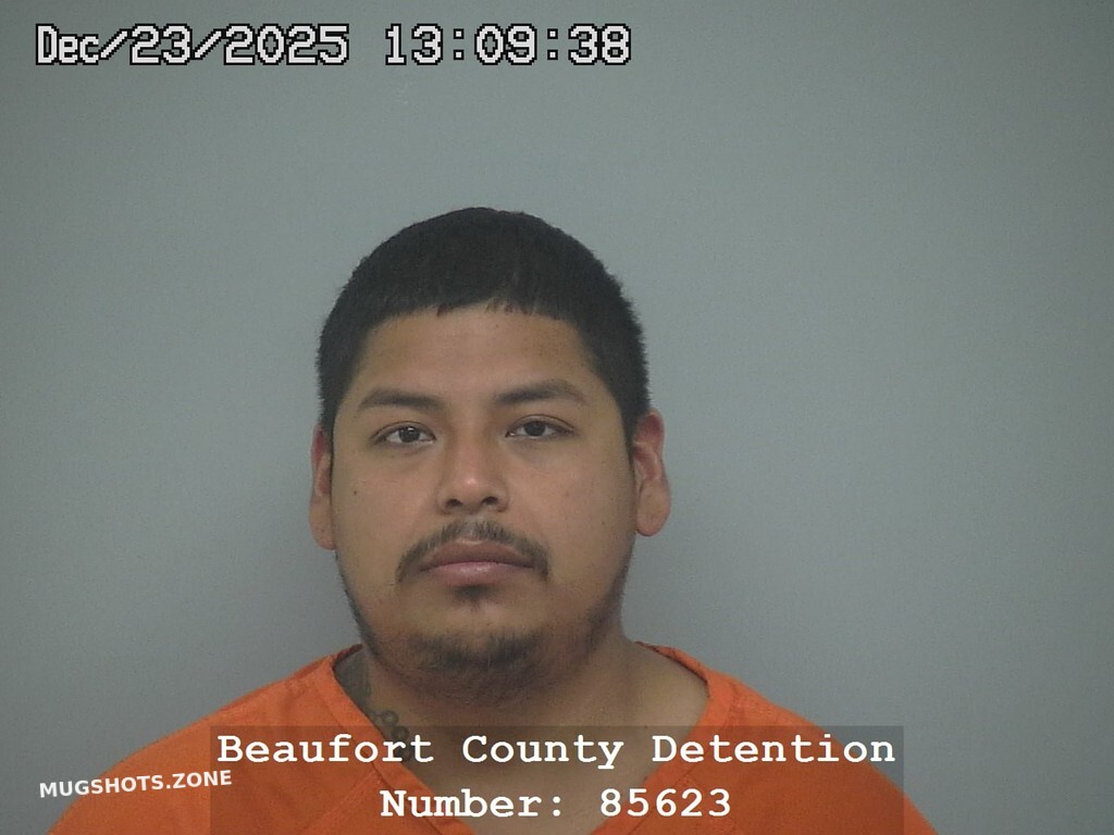 SAMUEL SANTIAGO-CASTRO 12/23/2025 - Beaufort County Mugshots Zone