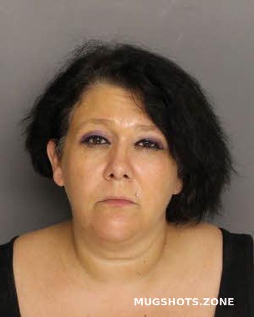 TREADWAY ROBIN HANES 06/14/2022 - Berkeley County Mugshots Zone