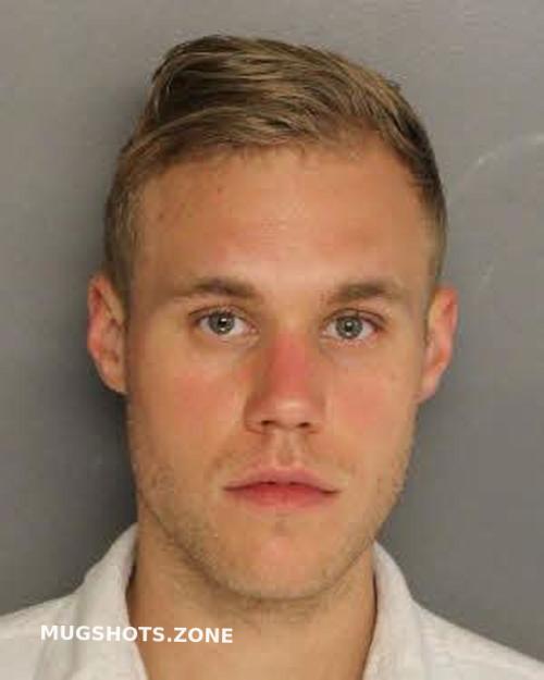 LORE TRAVIS 06/21/2022 - Berkeley County Mugshots Zone