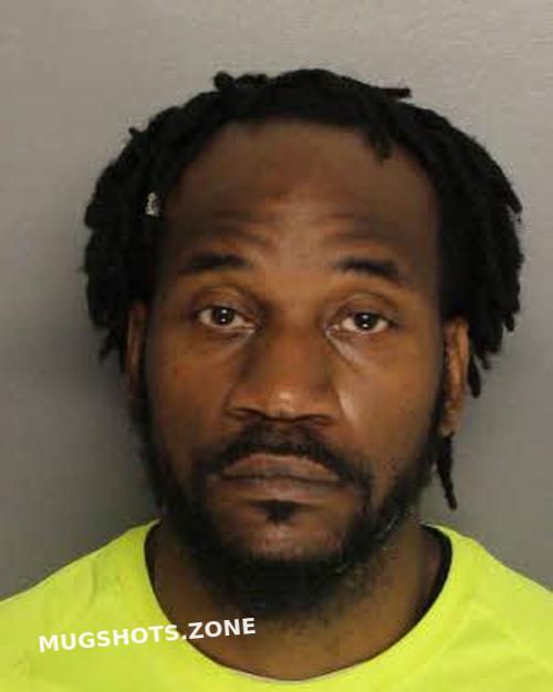 BROWN CORNEILOUS JAROD 05/04/2023 - Berkeley County Mugshots Zone