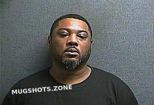 COCHRAN DERRICK LAMONT 11/21/2022 - Boone County Mugshots Zone