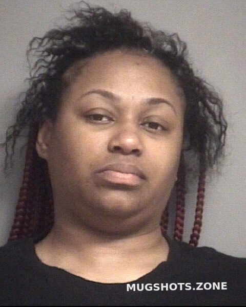 HALL-SMITH QUINISHA NICHOLE 04/18/2022 - Bossier Parish Mugshots Zone