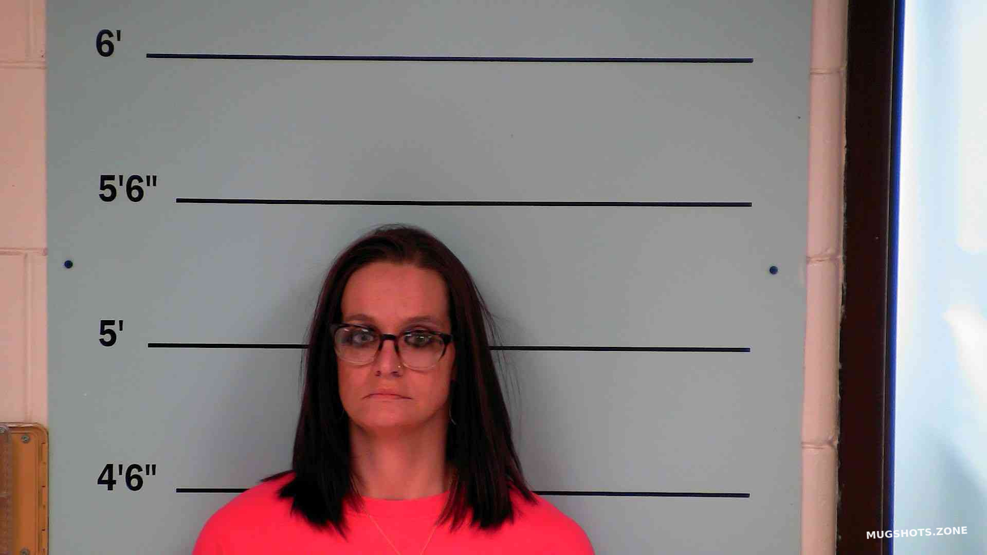 ESTES KENDRA 02/02/2025 - Bourbon County Mugshots Zone