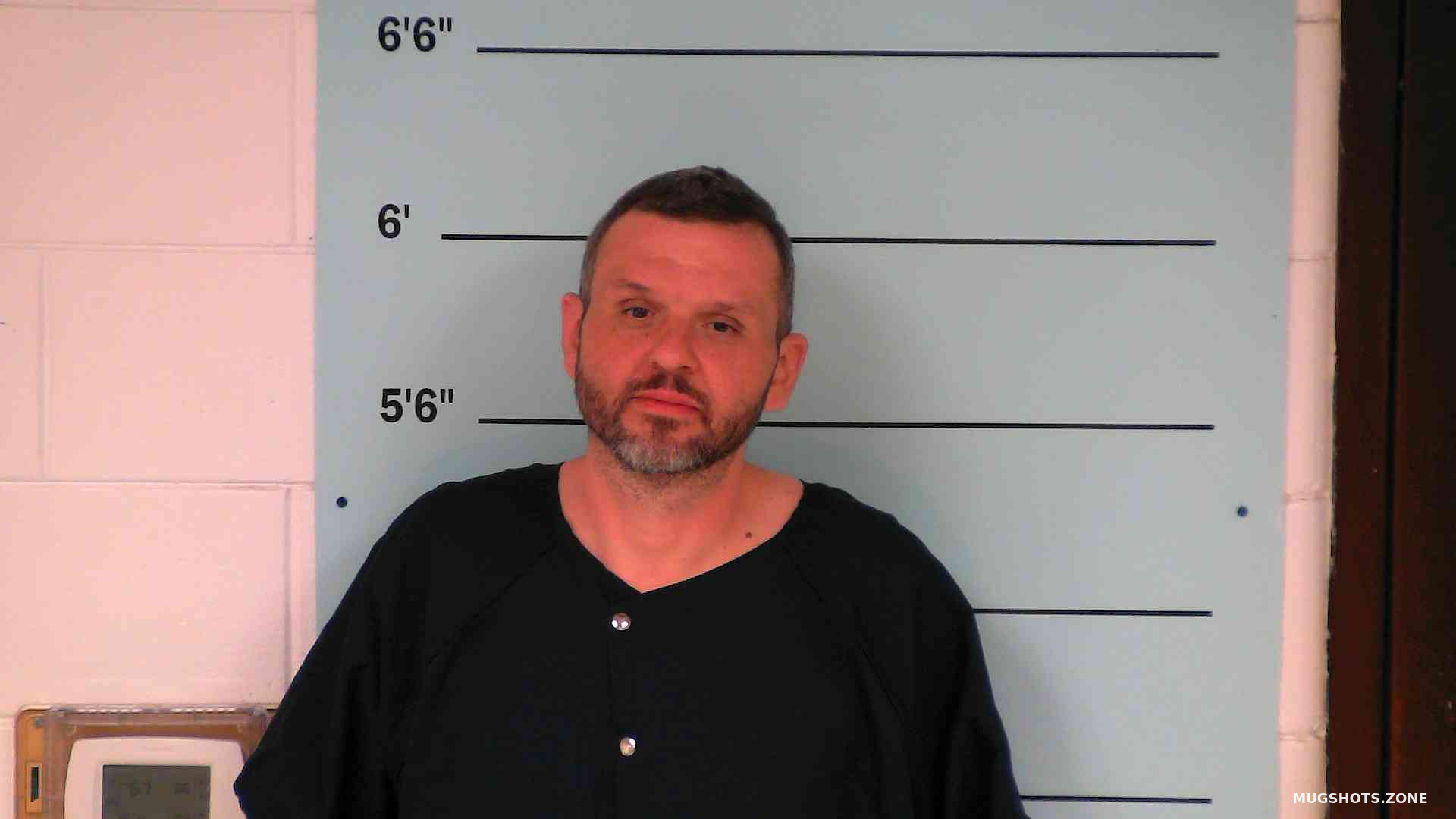 WOLFE MATTHEW 04/02/2025 - Bourbon County Mugshots Zone