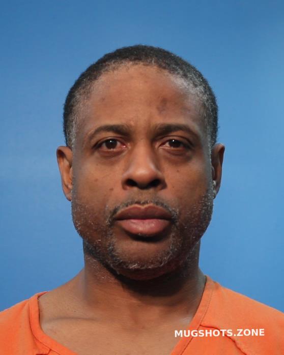 ROUNDTREE ROBERT LEE JR. 04/30/2025 - Brazoria County Mugshots Zone