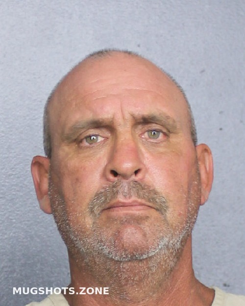 GILL ROBERT WAYNE 01/19/2021 - Broward County Mugshots Zone GILL ROBERT WAYNE 01/19/2021 - Broward County Mugshots Zone