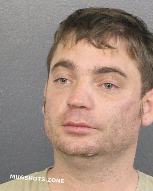 HOLTMAN TRAVIS MICHAEL 02/05/2021 - Broward County Mugshots Zone