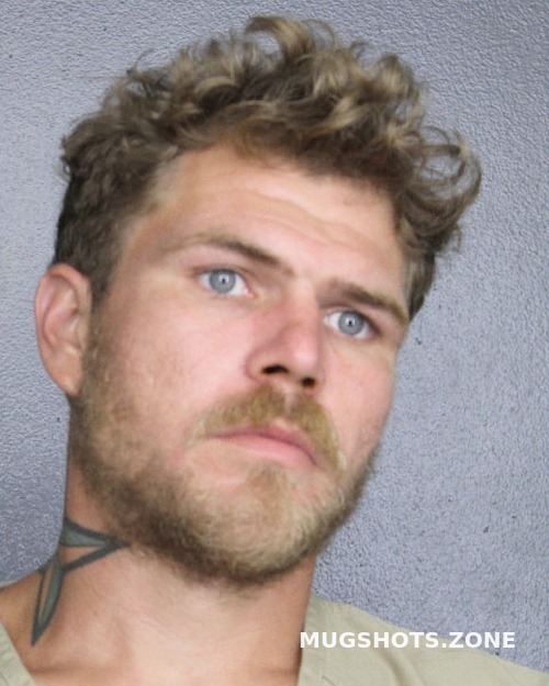 FAHEY MATTHEW 04/21/2021 - Broward County Mugshots Zone