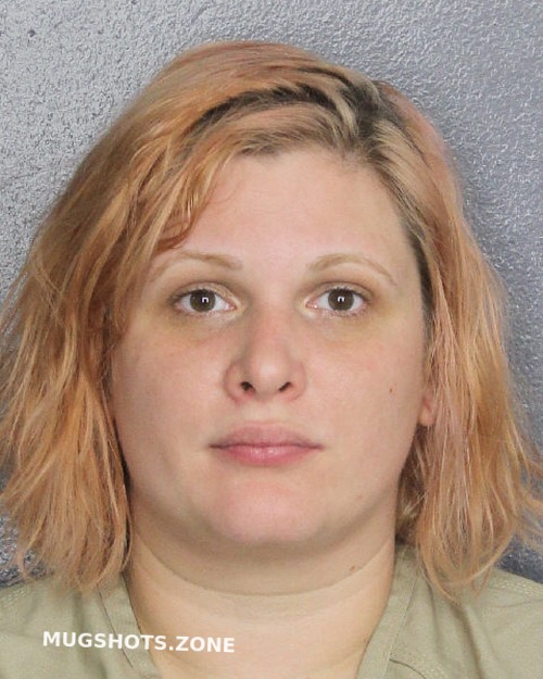 ZAMORA LAURA 04/25/2021 - Broward County Mugshots Zone