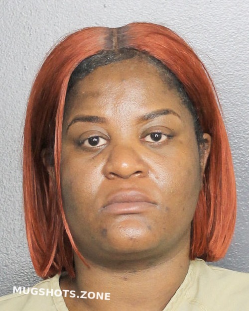 PLUMMER RENEE DENISE 07/18/2021 - Broward County Mugshots Zone