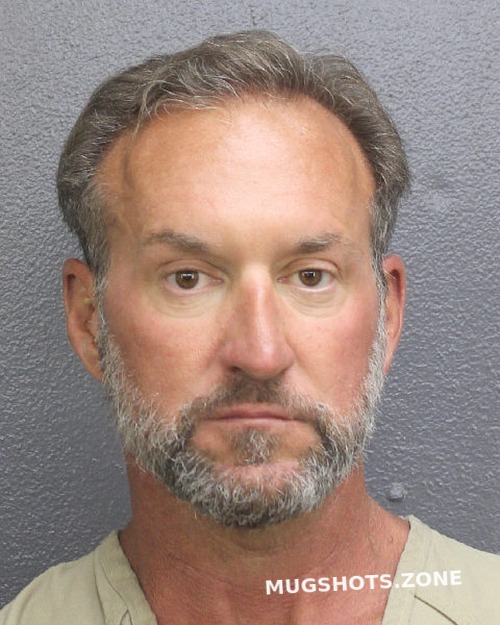 JONES STEVEN GLENN 08/03/2021 - Broward County Mugshots Zone