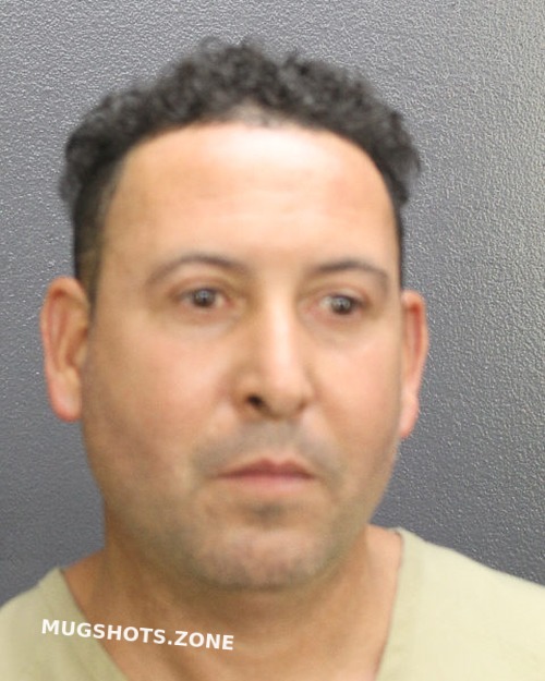 VICTORES ENRIQUE LAZARO 08/07/2021 - Broward County Mugshots Zone