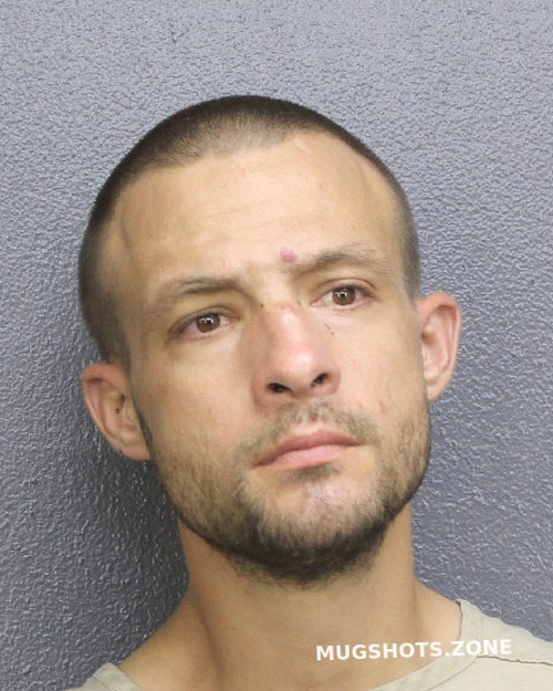 WHITE SHANE MATTHEW 08/08/2021 - Broward County Mugshots Zone