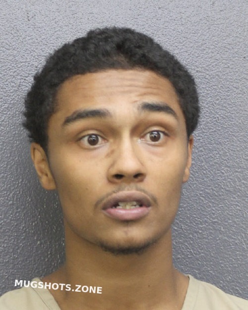HOLT GREGORY 08/12/2021 - Broward County Mugshots Zone