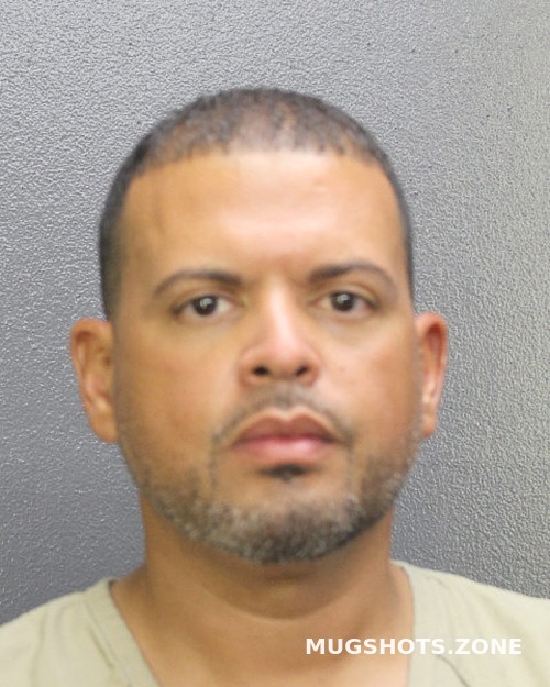CASTRO DERWIN MIGUEL 08/21/2021 - Broward County Mugshots Zone