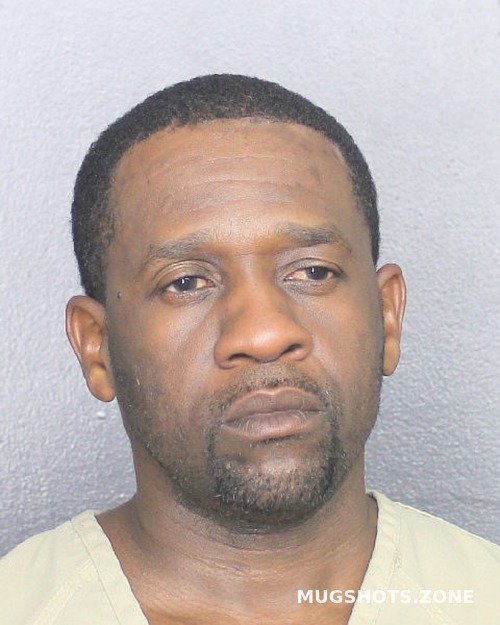 RILEY DWIGHT ANTHONY 08/25/2021 - Broward County Mugshots Zone