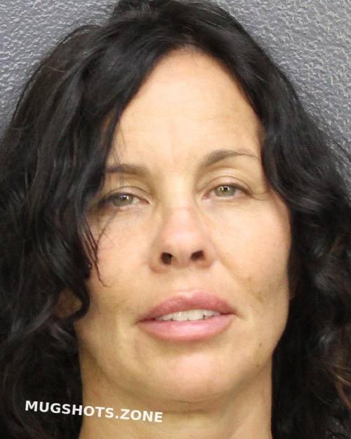 SCHULTZ KARA E 09/17/2021 - Broward County Mugshots Zone