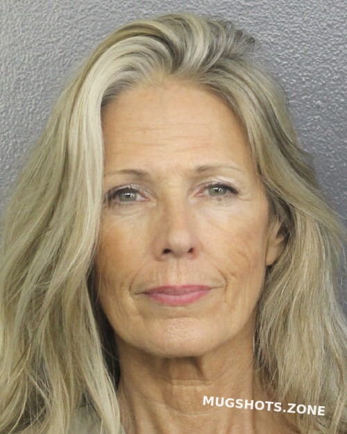 PICIACCHI HELEN 09/23/2021 - Broward County Mugshots Zone