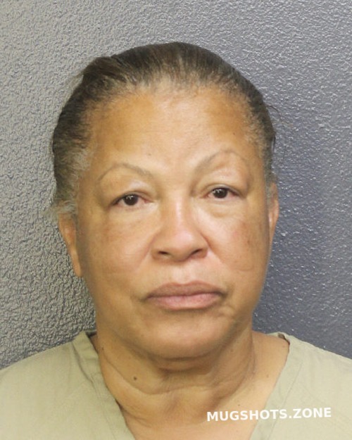 SINCLAIR ILENE DELORIS 09/24/2021 - Broward County Mugshots Zone
