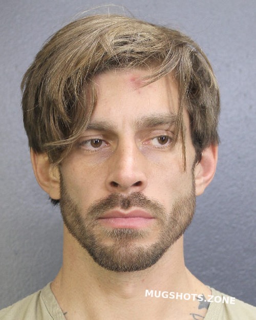 SOZA LEVI CHRISTOPHER 10/24/2021 - Broward County Mugshots Zone