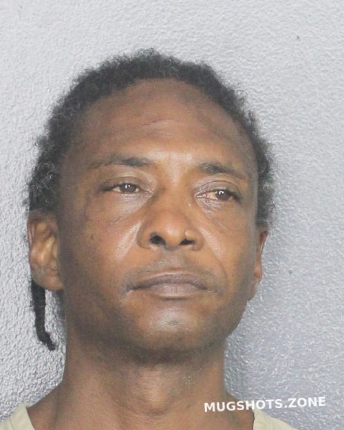 LOCKHART RODERICK DARNELL 10/29/2021 - Broward County Mugshots Zone