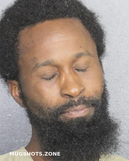 MOSS GREGORY LARNARD 11/05/2021 - Broward County Mugshots Zone