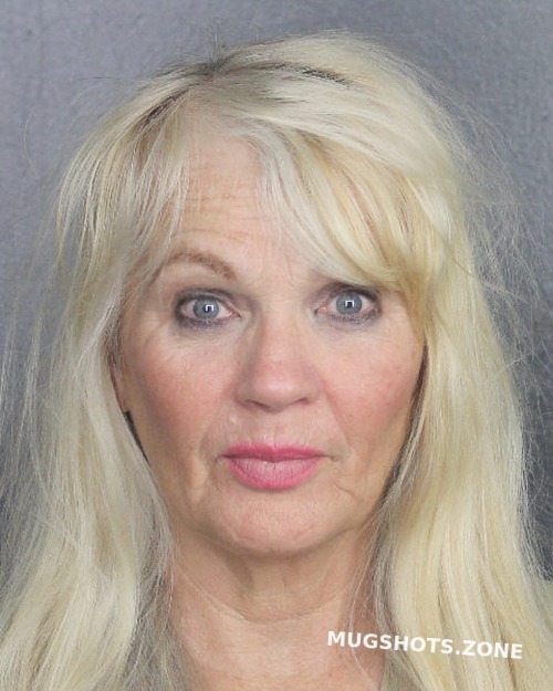 HJELTNESS SUSAN 11/17/2021 - Broward County Mugshots Zone