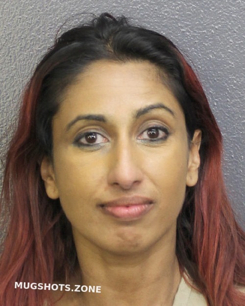 ISLAM NADIA 11/19/2021 - Broward County Mugshots Zone