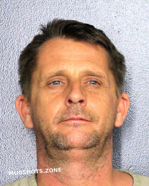 MCGINNIS BRIAN 11/20/2021 - Broward County Mugshots Zone
